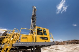 DM30: Rotary blasthole drill rig - Mid-range - Kasi Sales